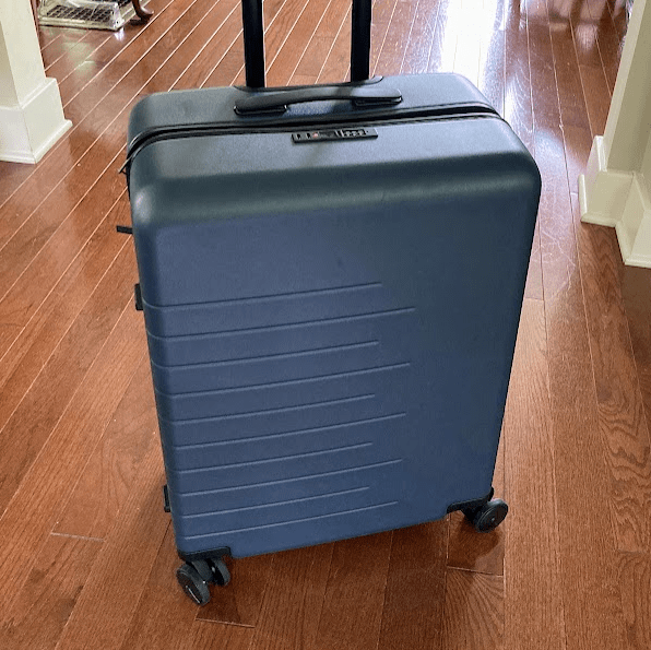 Quince Suitcase Review: My Honest Review of Quince's Hard Shell ...